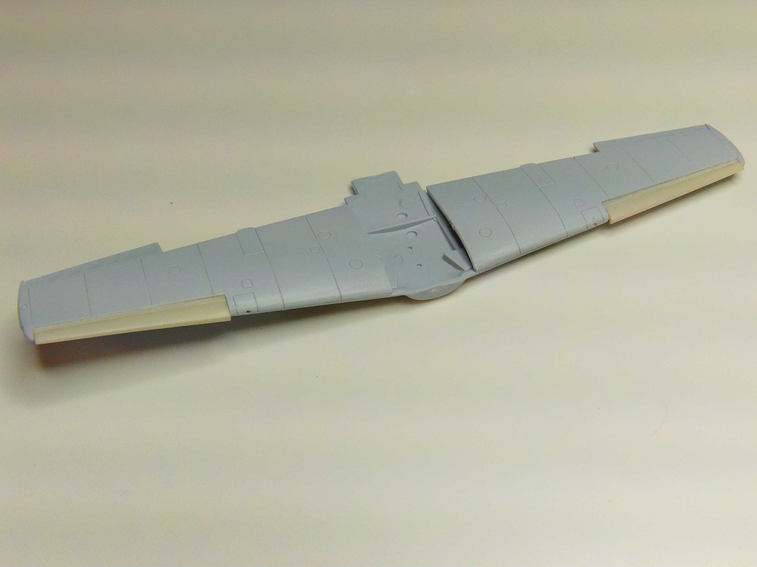 Airmodel - Bf 109 E leading edge slats conversion for AIRFIX kit